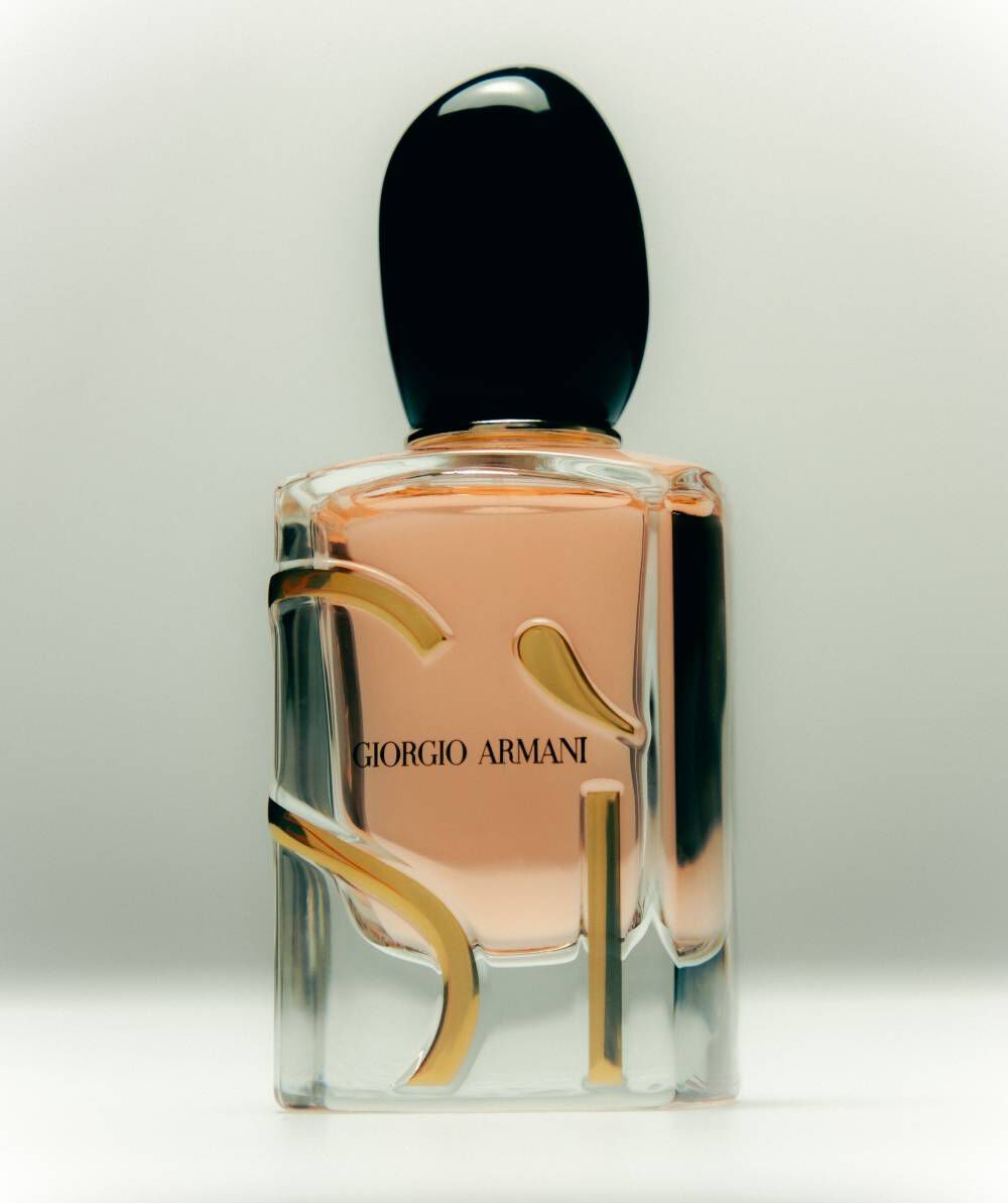 SÌ PASSIONE RED MUSK & SÌ EAU DE PARFUM | Armani beauty Australia